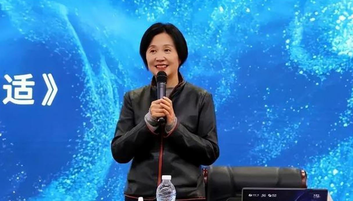 Is this Huang Han from "If You Are the One"? Appeared on screen after 7 ...