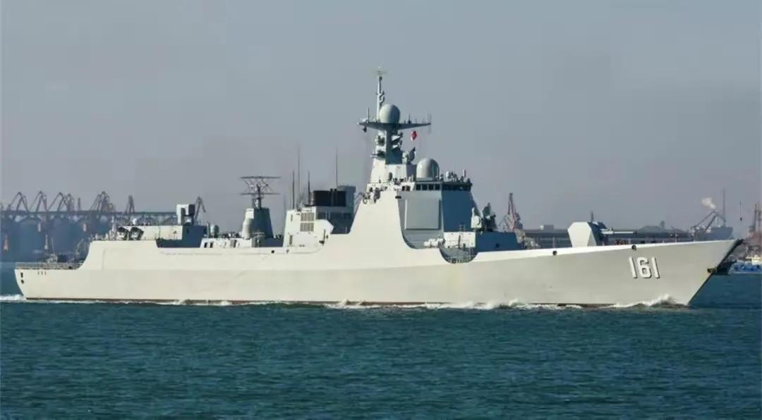 The "Northern Lone Wolf" warship of the Chinese Navy: 2 drives, 2 ...
