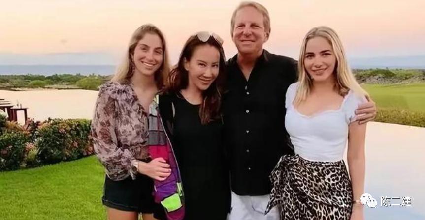 Le Yumin "messed around", Coco Lee was depressed for a long time, life ...