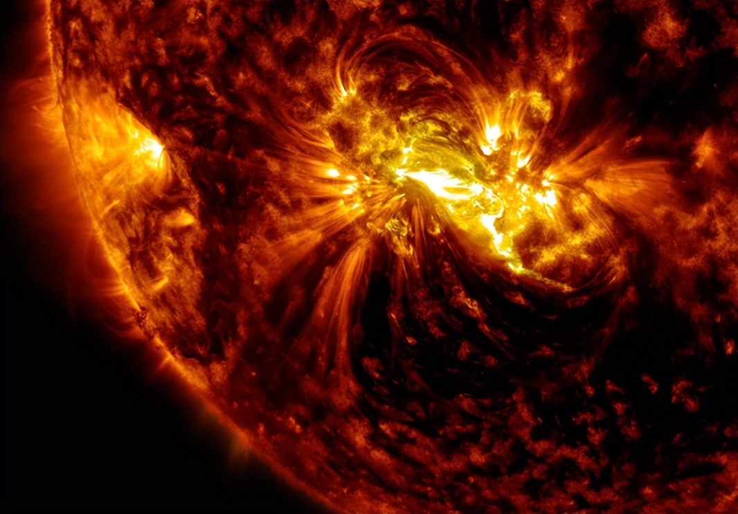 Sun increasingly active, will peak in 2025? Scientists nervous about ...