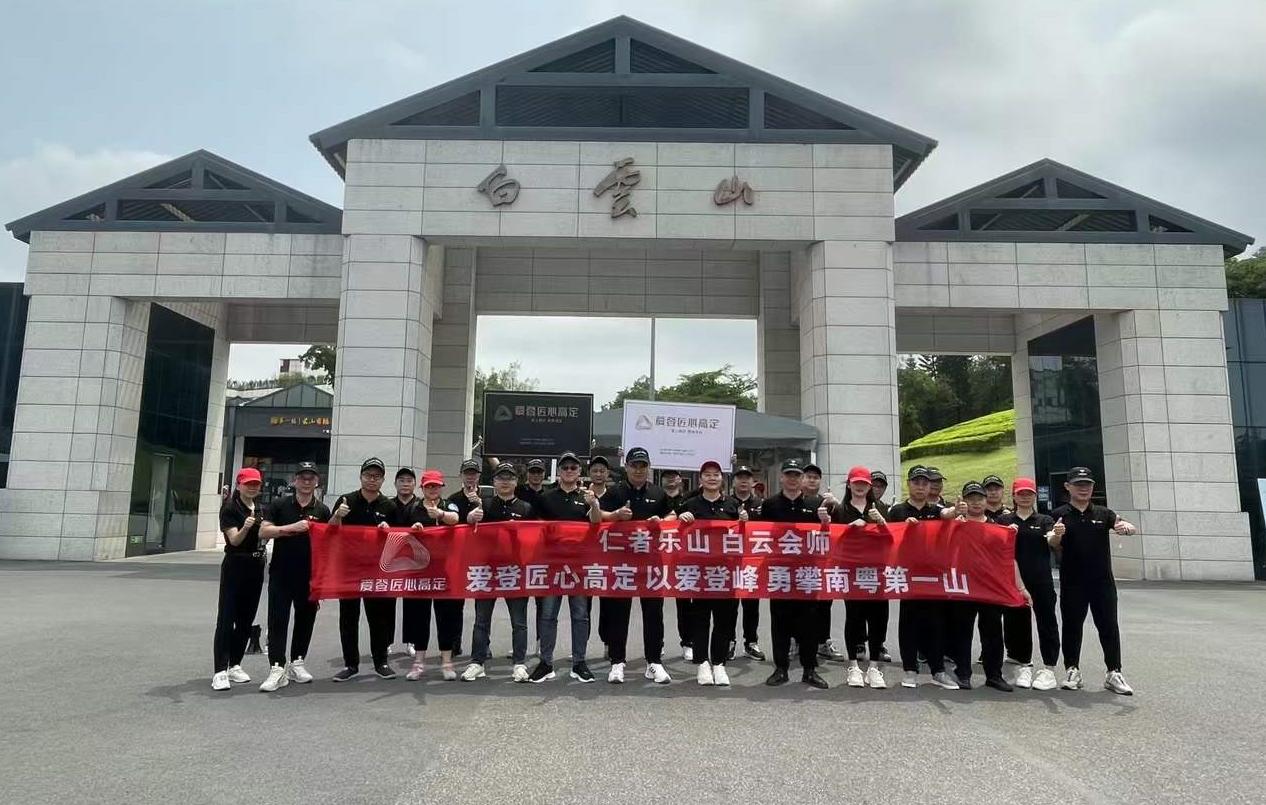 On World Book Day, we use different ways to promote reading and writing ...