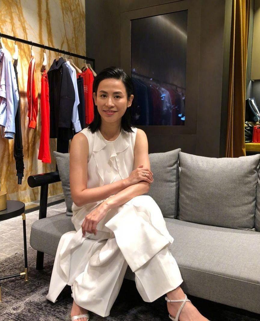 Xuan Xuan is natural and confident without makeup, and she doesn't ...