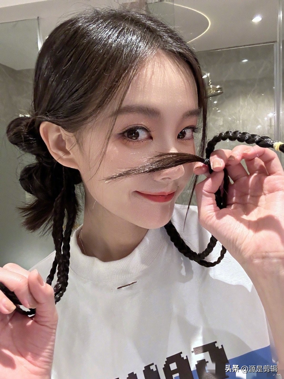 Appreciation of Li Yitong's playful, cute and pure beauty photos - iMedia