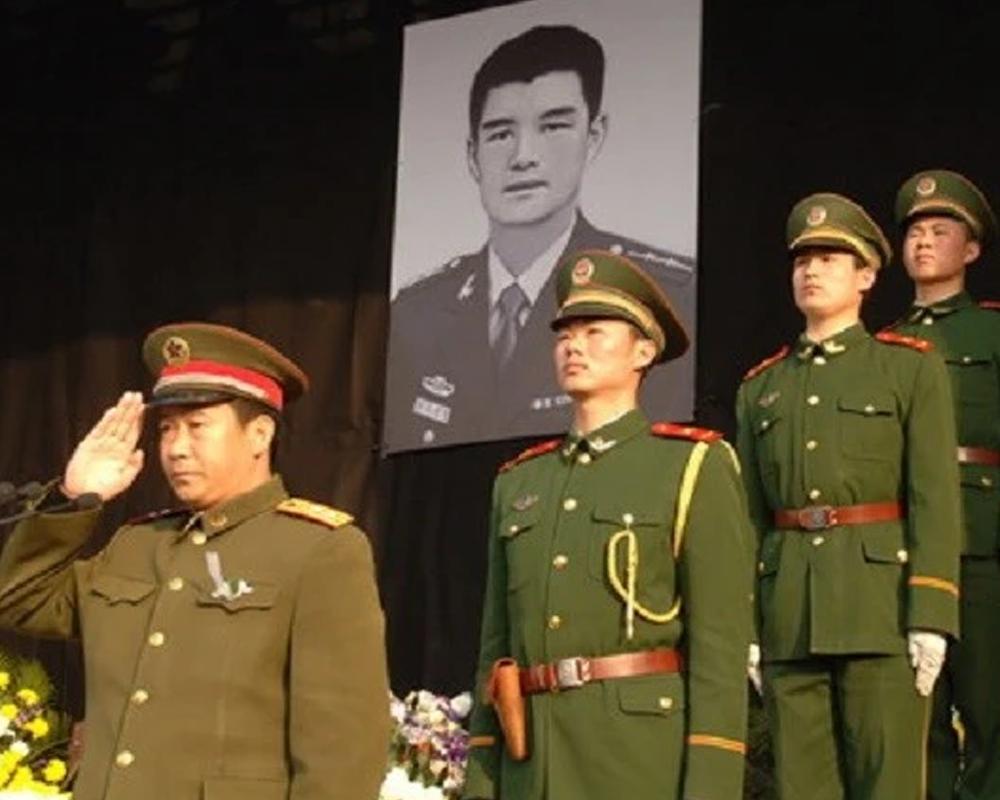 Meng Xiangbin, the hero who moved a city, set his life at the age of 28 ...