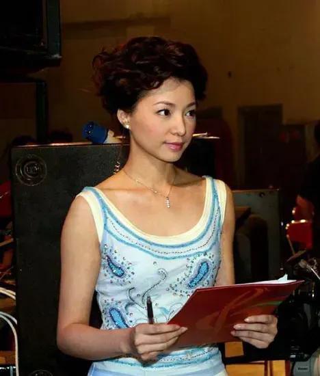 Guo Wei, the beautiful anchor who is chasing Lan Yu directly - iMedia