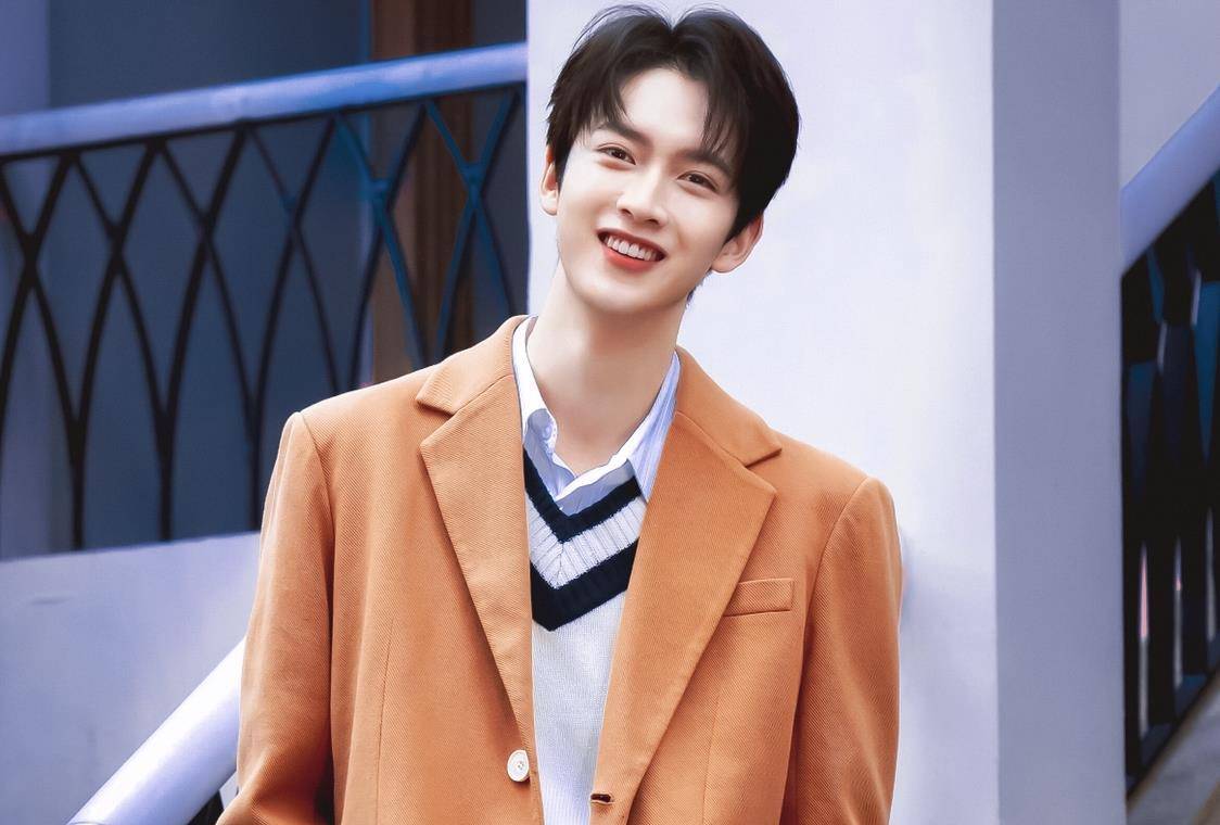 "Actors Please Take Your Place": The three of Li Zhenning laughed at Chen Youwei's acting skills ...