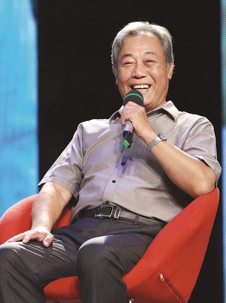 Willing to be a "family cook" for 12 years, Feng Enhe is responsible ...