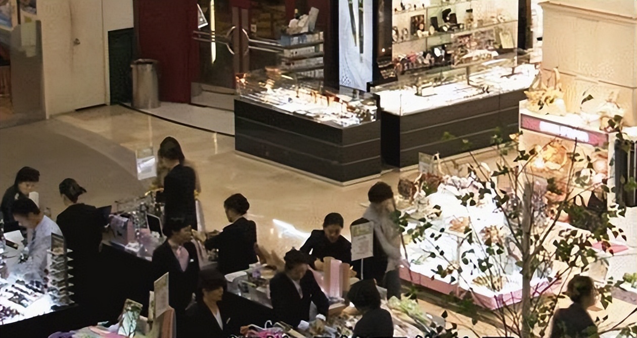 In 1995, the second department store in Asia collapsed, causing ...