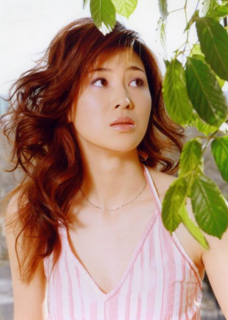 Tong Lei: Married to a rich man at the age of 32, her husband went ...