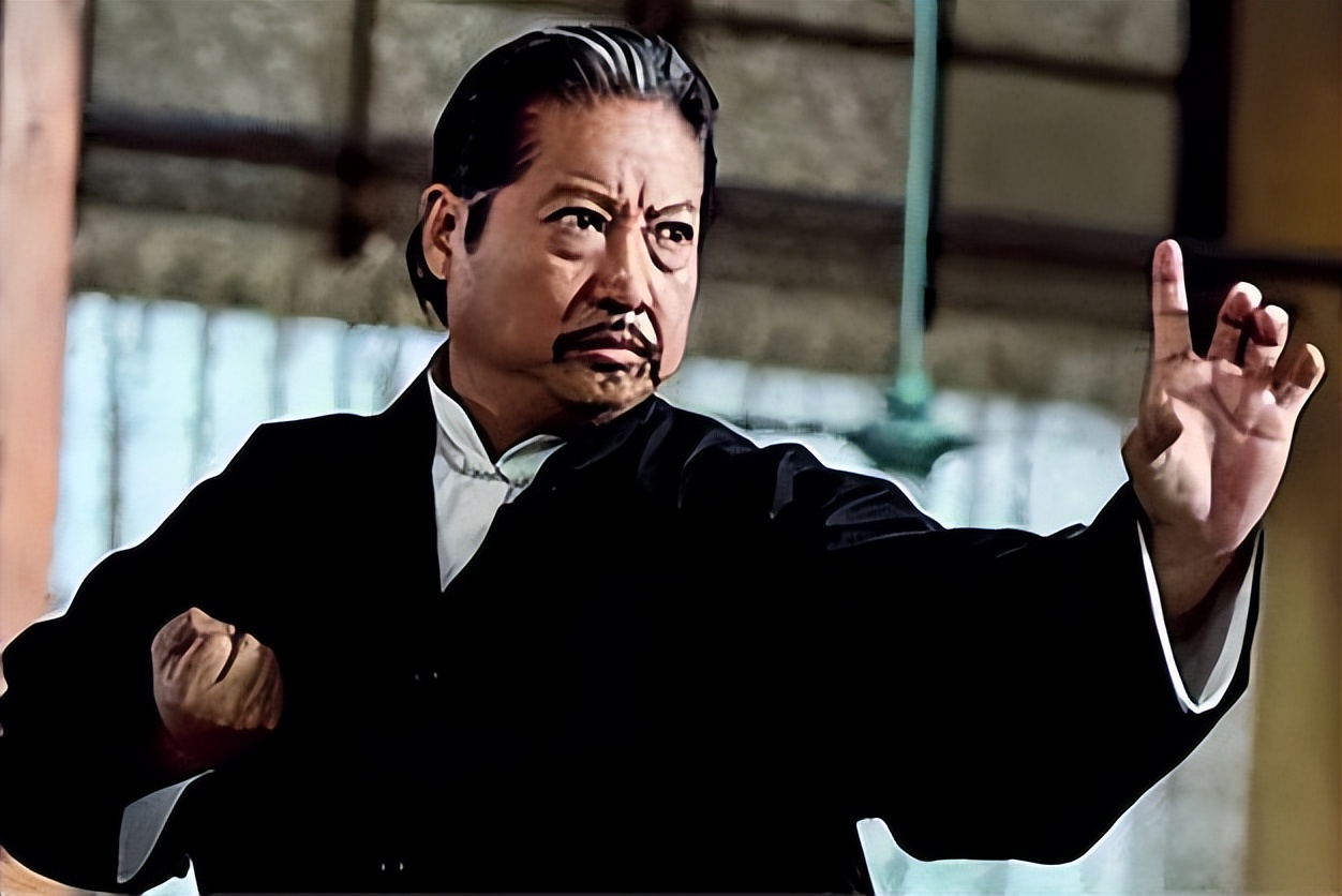 Why does Shi Xiaolong sit on an equal footing with Sammo Hung? Seeing ...