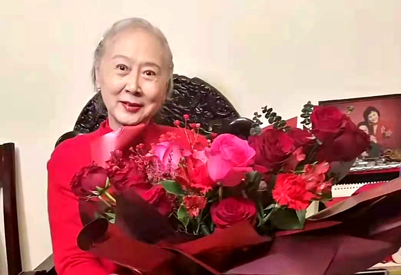 Famous Peking Opera artist Liu Changyu celebrates her 80th birthday ...