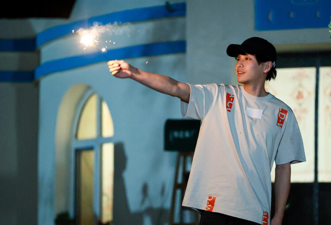 Tan Songyun said that Huang Lei's cooking was better than last time ...