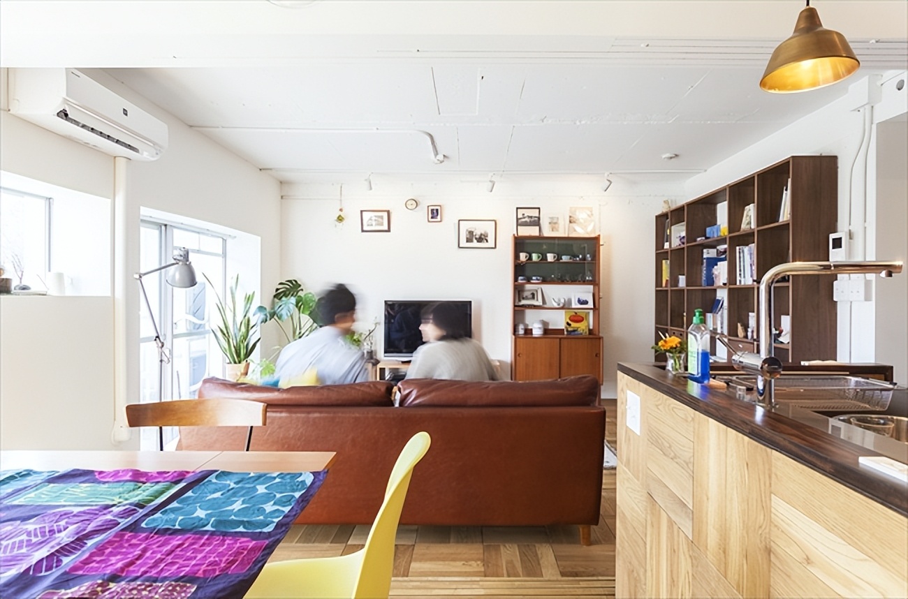 Musashi City, Dink House Connected by Glass Doors - iNEWS