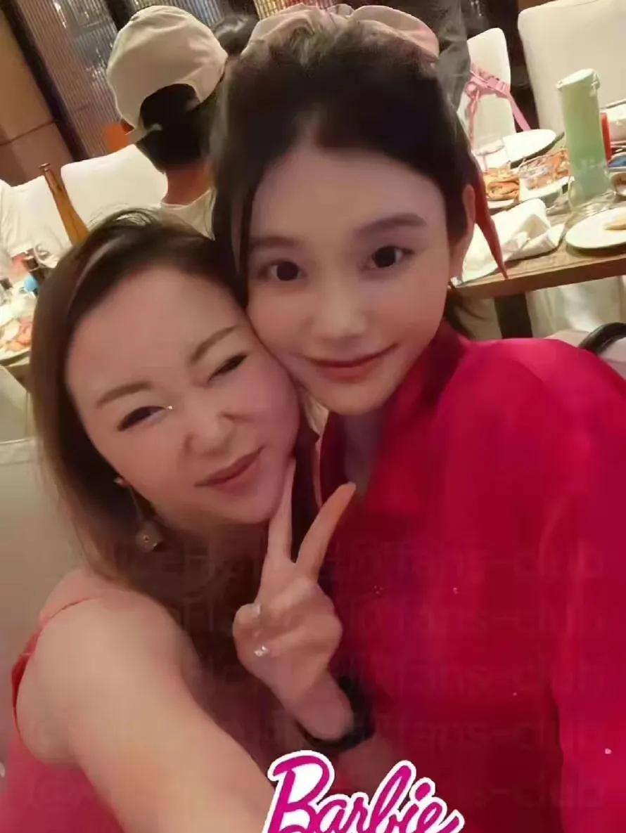 The reason Xie Lingling took care of Xi Mengyao was exposed: He Chaoying made a match for the ...