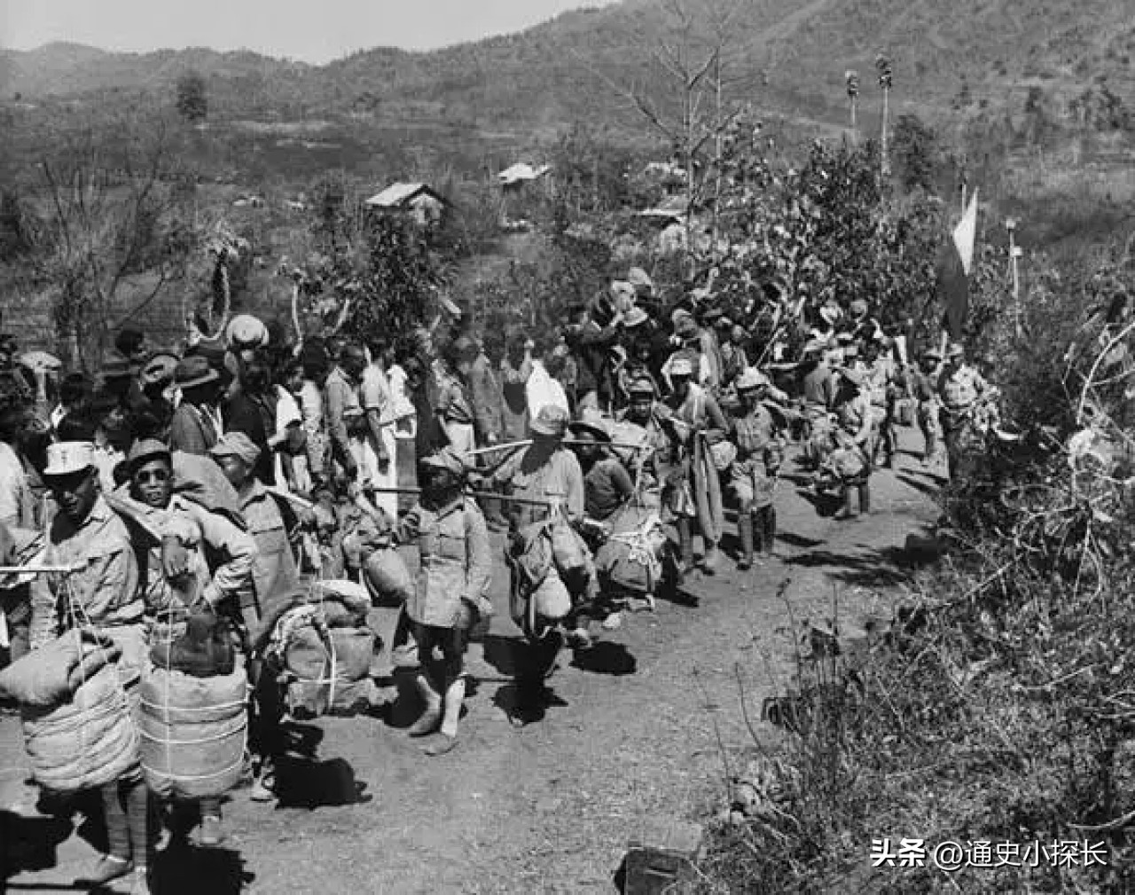 In 1949, the defeated general Li Mi wanted to dominate Burma, and the ...