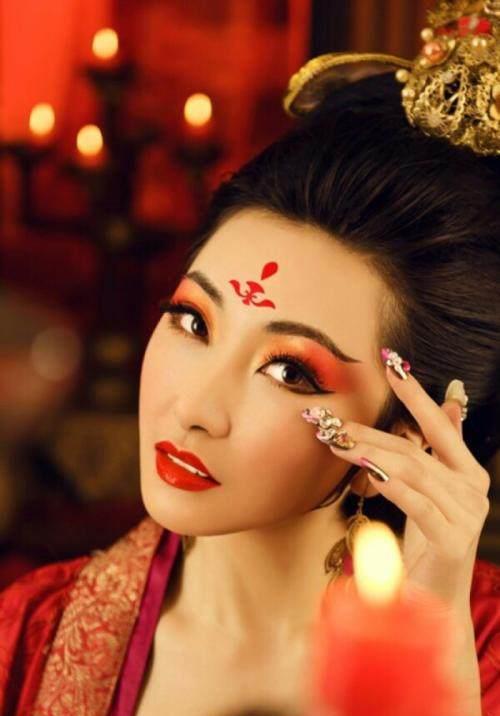 The emperor was cuckolded, why not kill him? - iMedia