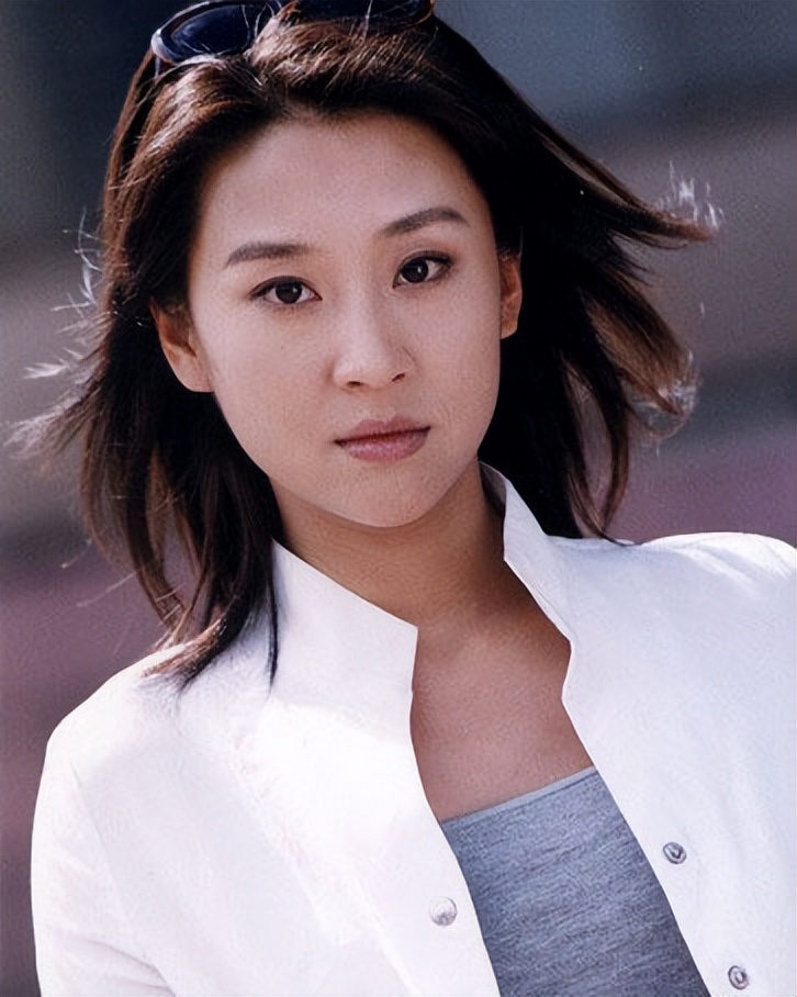 The reality version of "Mu Guiying", who flies a plane and marries a ...