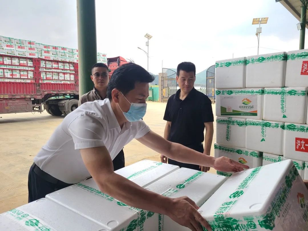 15 years ago, he jumped from a height of 5,000 meters... - iNEWS