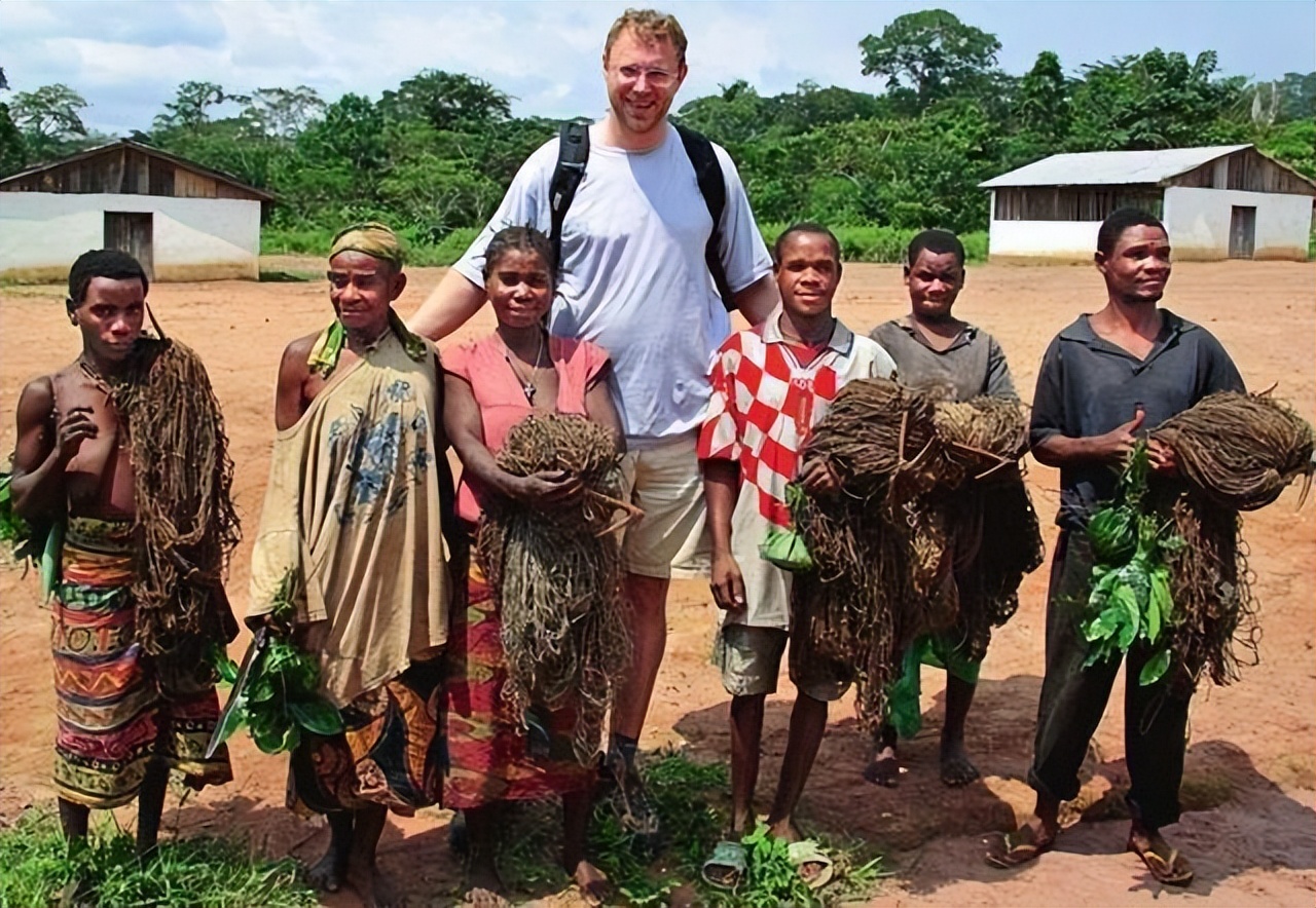 There is a dwarf tribe in Africa with short head and thighs and an ...