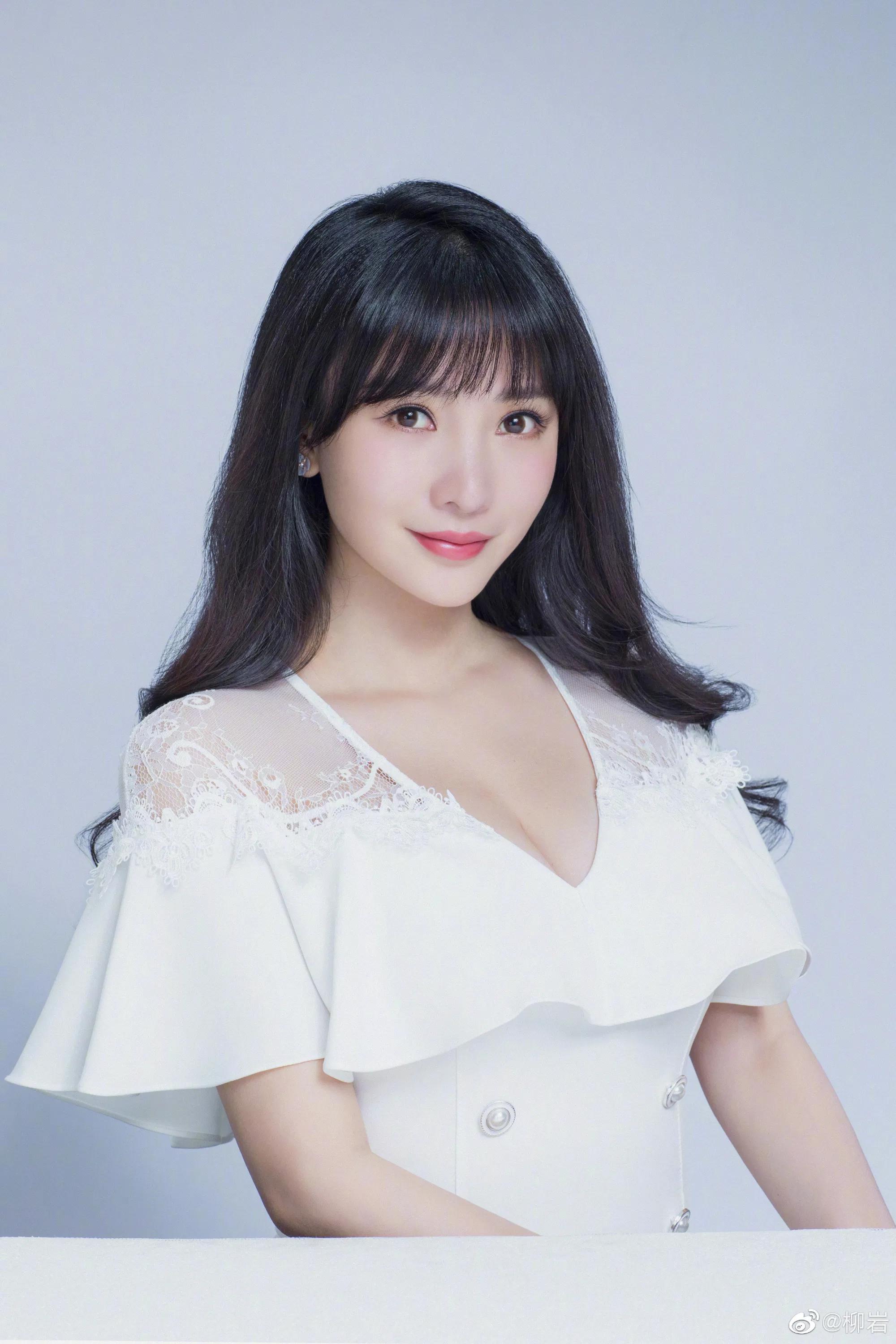 Liu Yan Meitu~ - iMedia