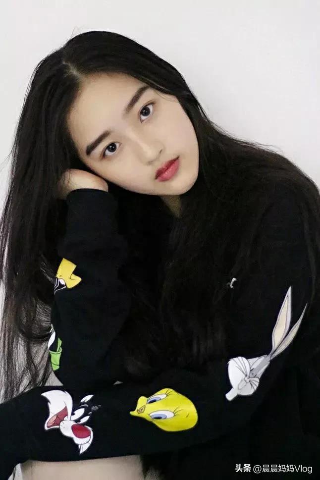 Share pictures - beautiful beauty Deng Enxi - iNEWS