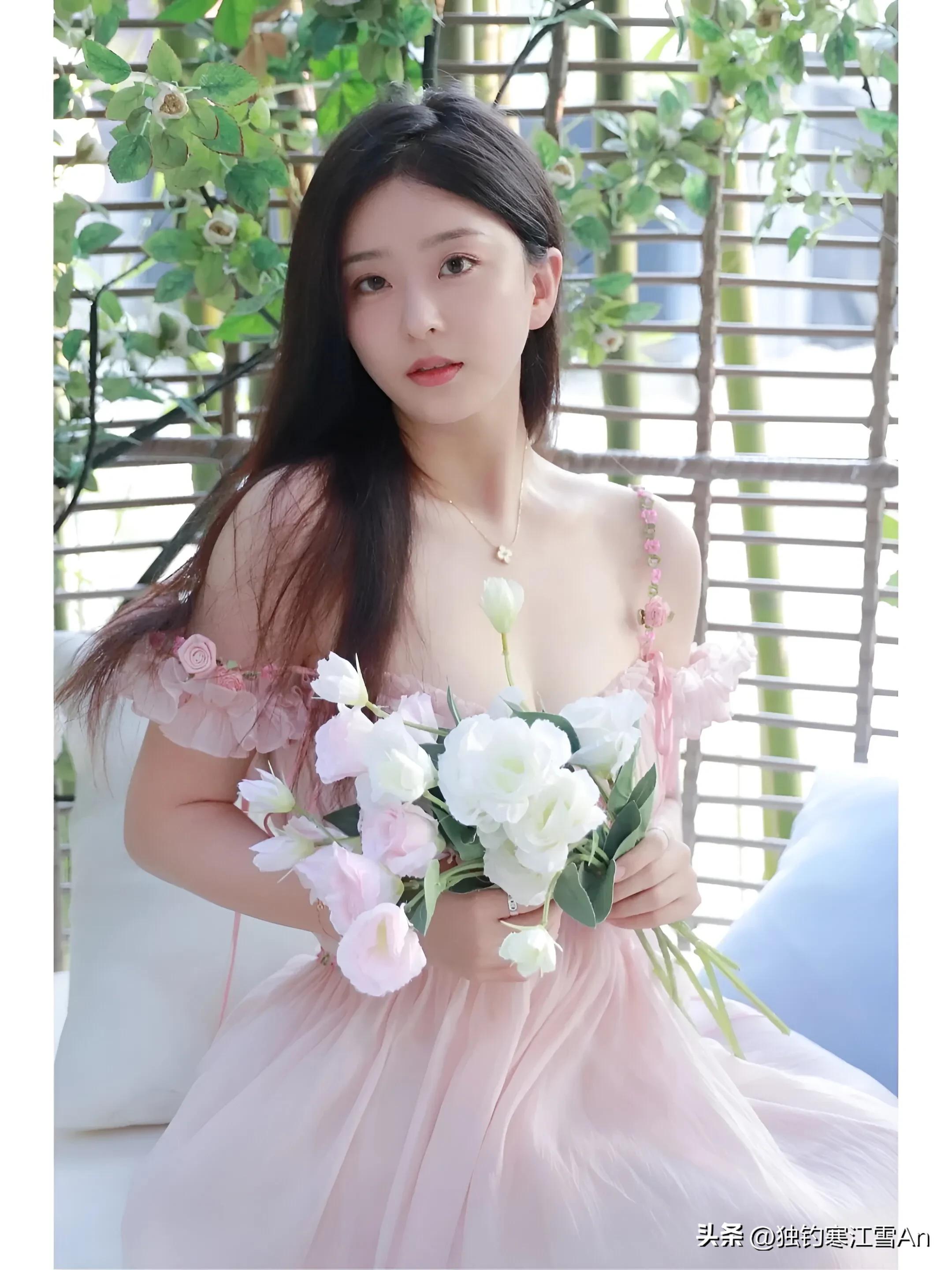 Goddess Wang Jiali - iNEWS