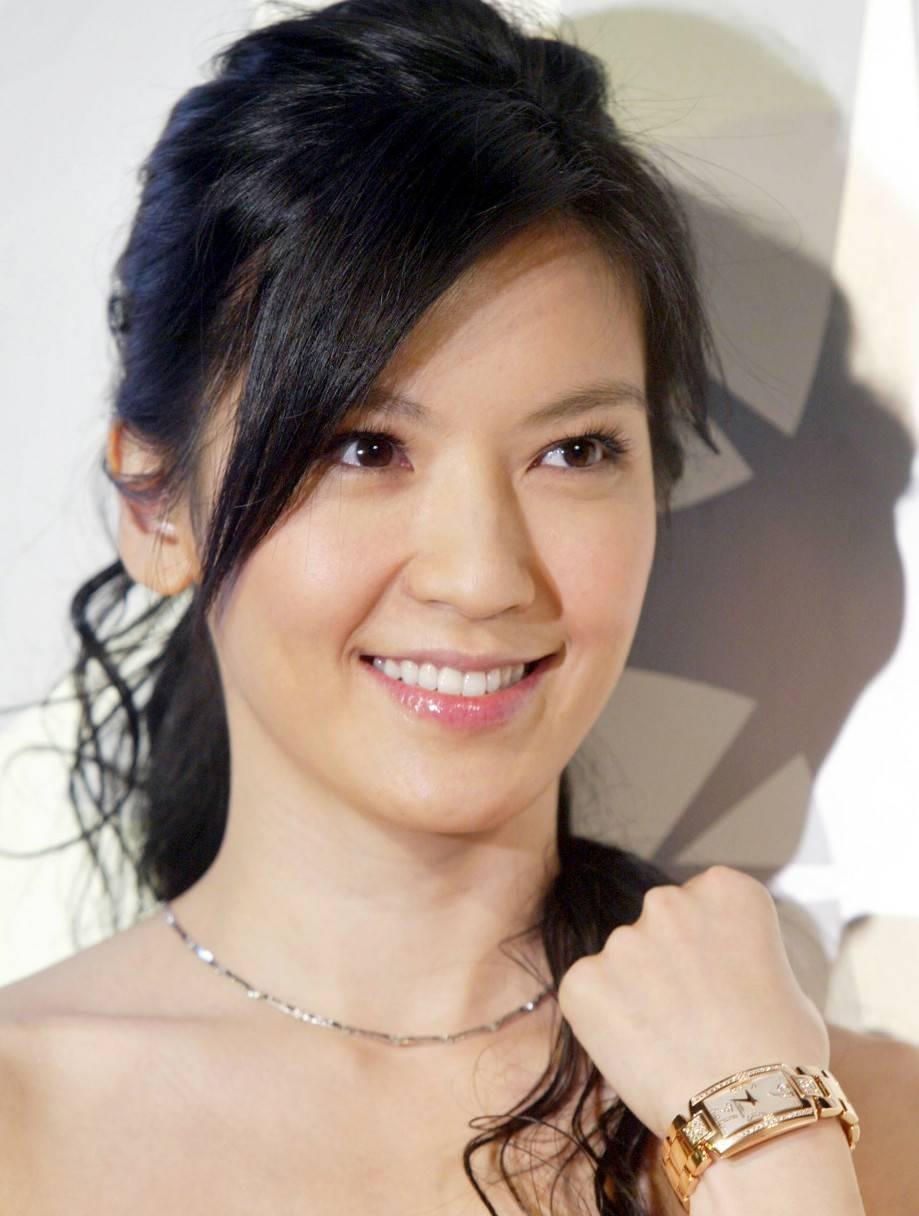 The chaotic private relationship sleeps with the top, seamlessly ...