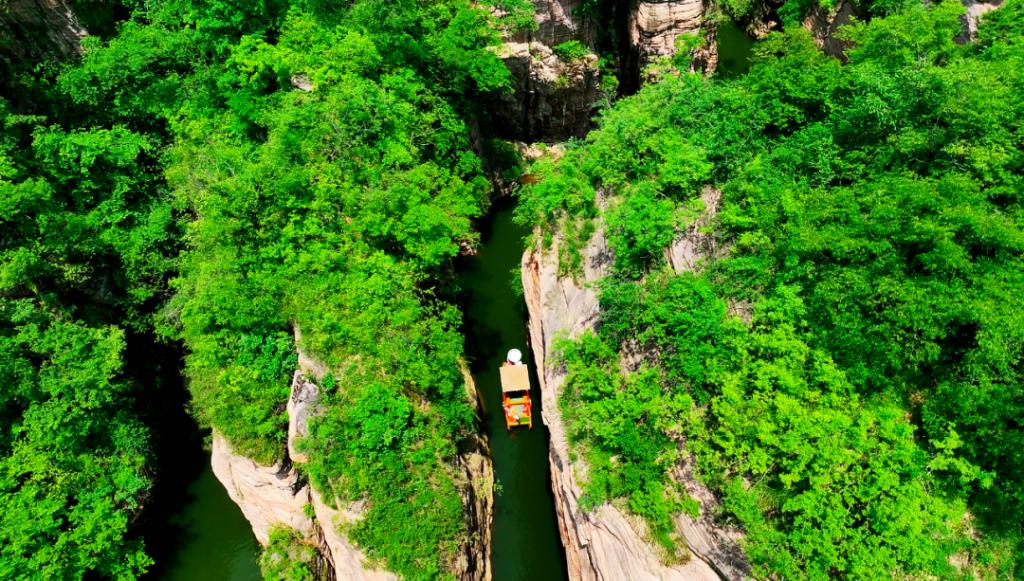 Longtan Grand Canyon - the most worthwhile travel destination in early ...