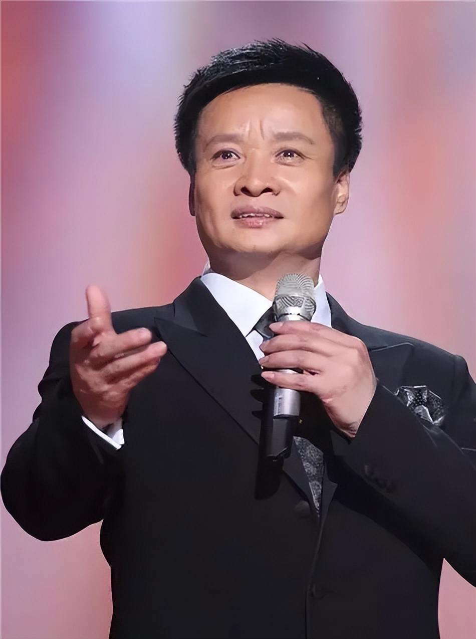 Yan Weiwen: Accompanying his wife to fight cancer for 35 years, his son ...