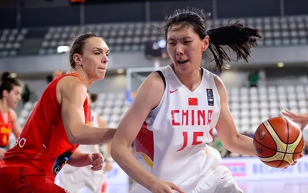 Remember Chen Nan, the former captain of the women's basketball team?Married a 2.04-meter-04 ...