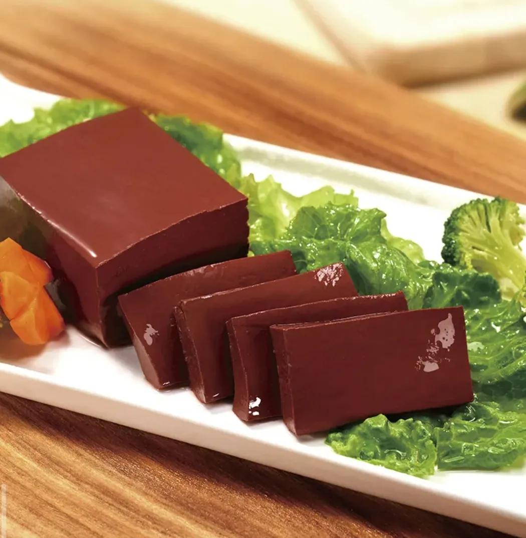 After eating pig blood, the stool turns black. Is the lungs detoxifying ...