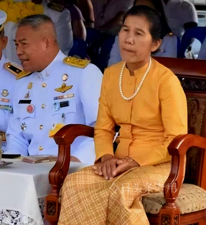 Sinina's new photo received a good response, the Thai king sincerely ...