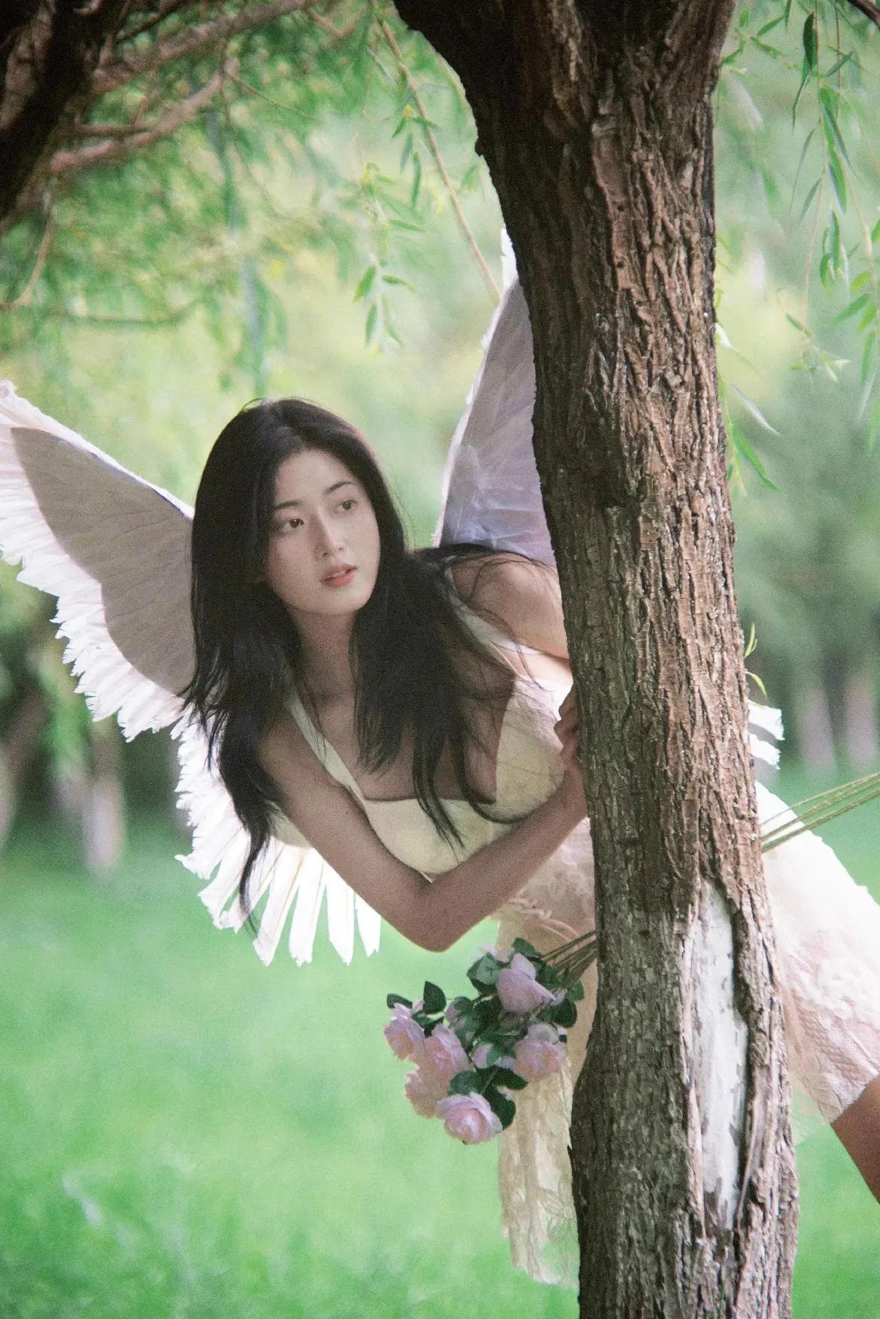 Three lines of poetry·Liangliang - iMedia