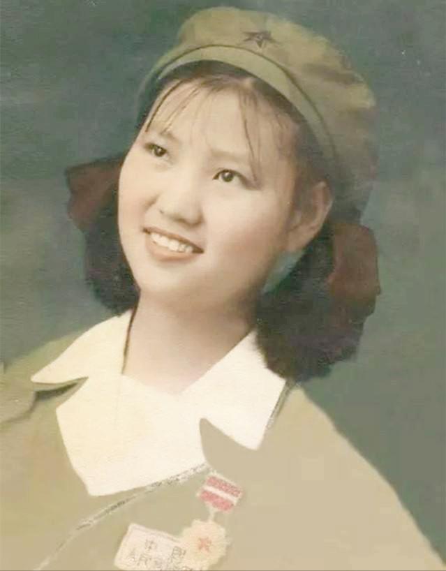 Jing Baoling: She died for the country at the age of 23, her first love ...
