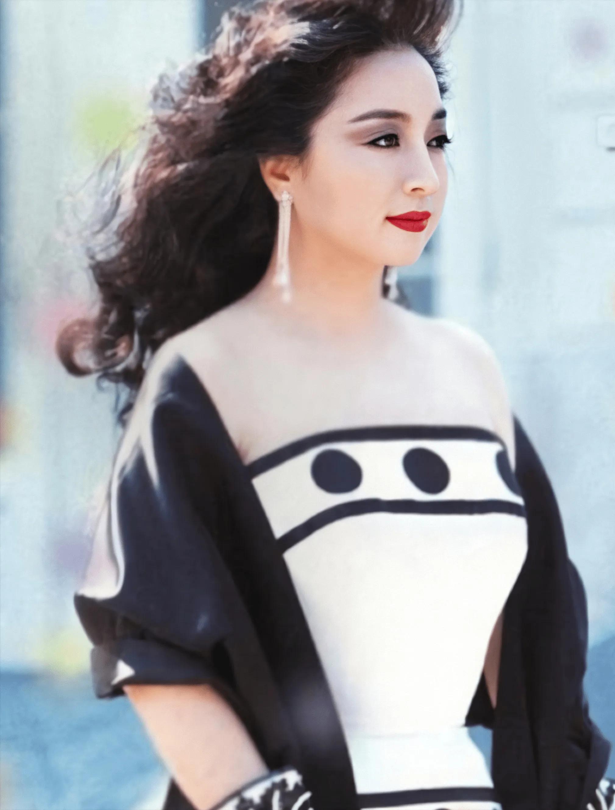 In the prosperous era of Hong Kong Philharmonic, Hong Kong stars are ...