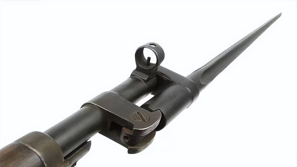 The brave man wins when they meet on a narrow road - the legend of the ...