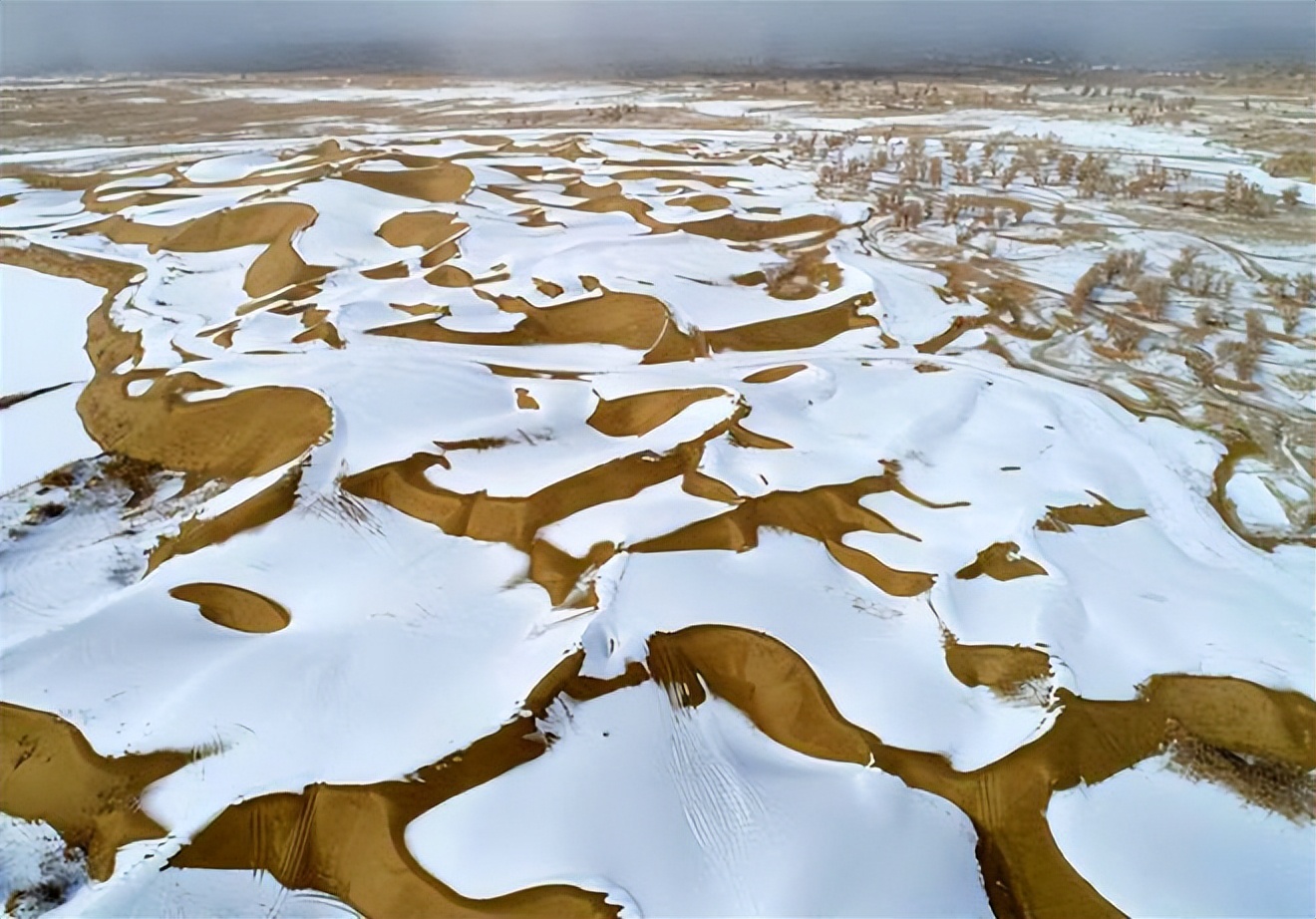 Entering the Qaidam Basin from a satellite perspective, under the ...
