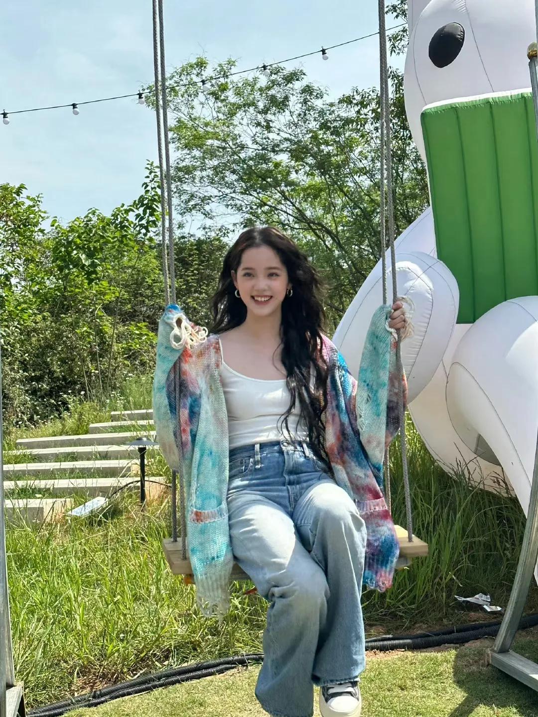 Lovely Ouyang Nana - iNEWS