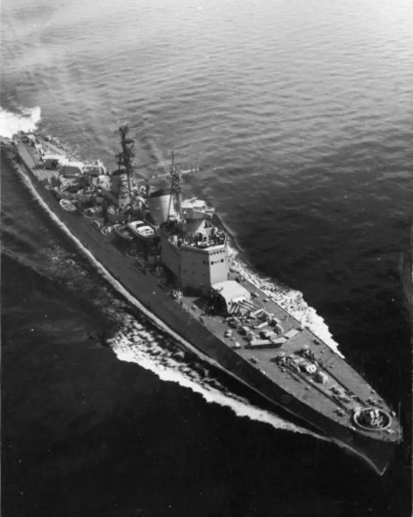 The difference between cruisers, destroyers, and frigates of "Fast ...