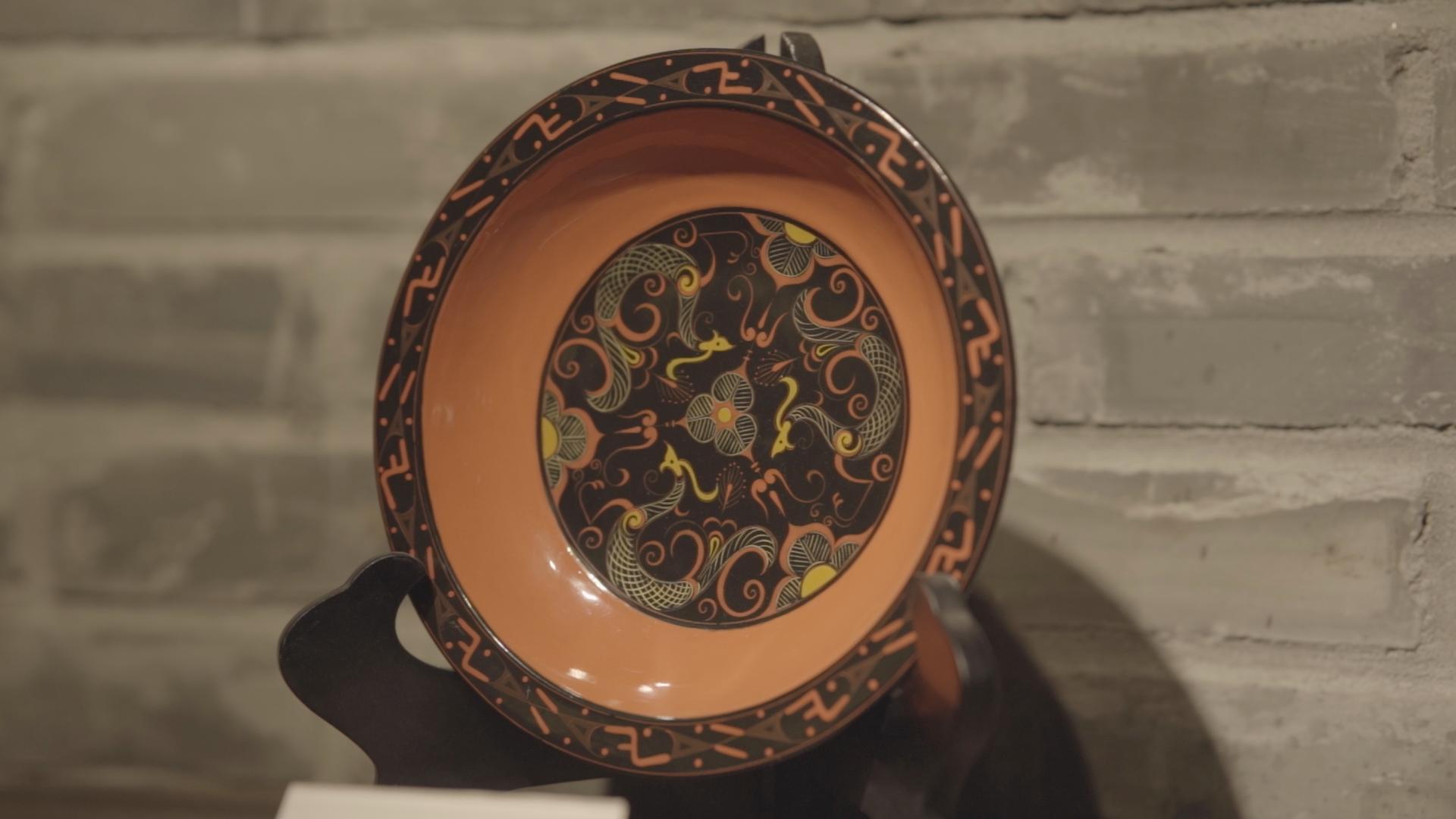 Chu-style lacquerware: a thousand knives make a pound of lacquer, and ...
