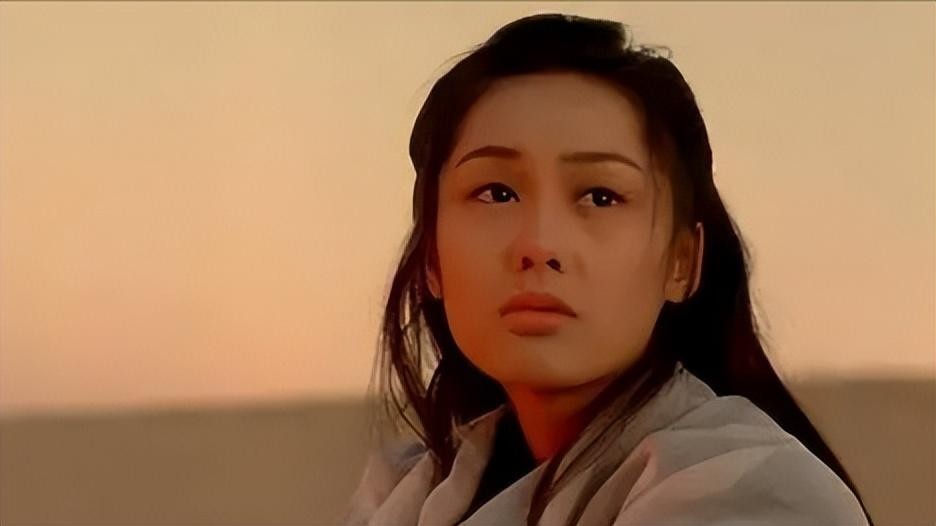 Looking at Athena Chu now, I realize how correct his decision to break ...