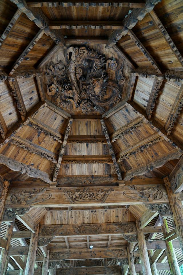 Wenzhou rural leisure tour, live in the mountains, enjoy the all-timber ...