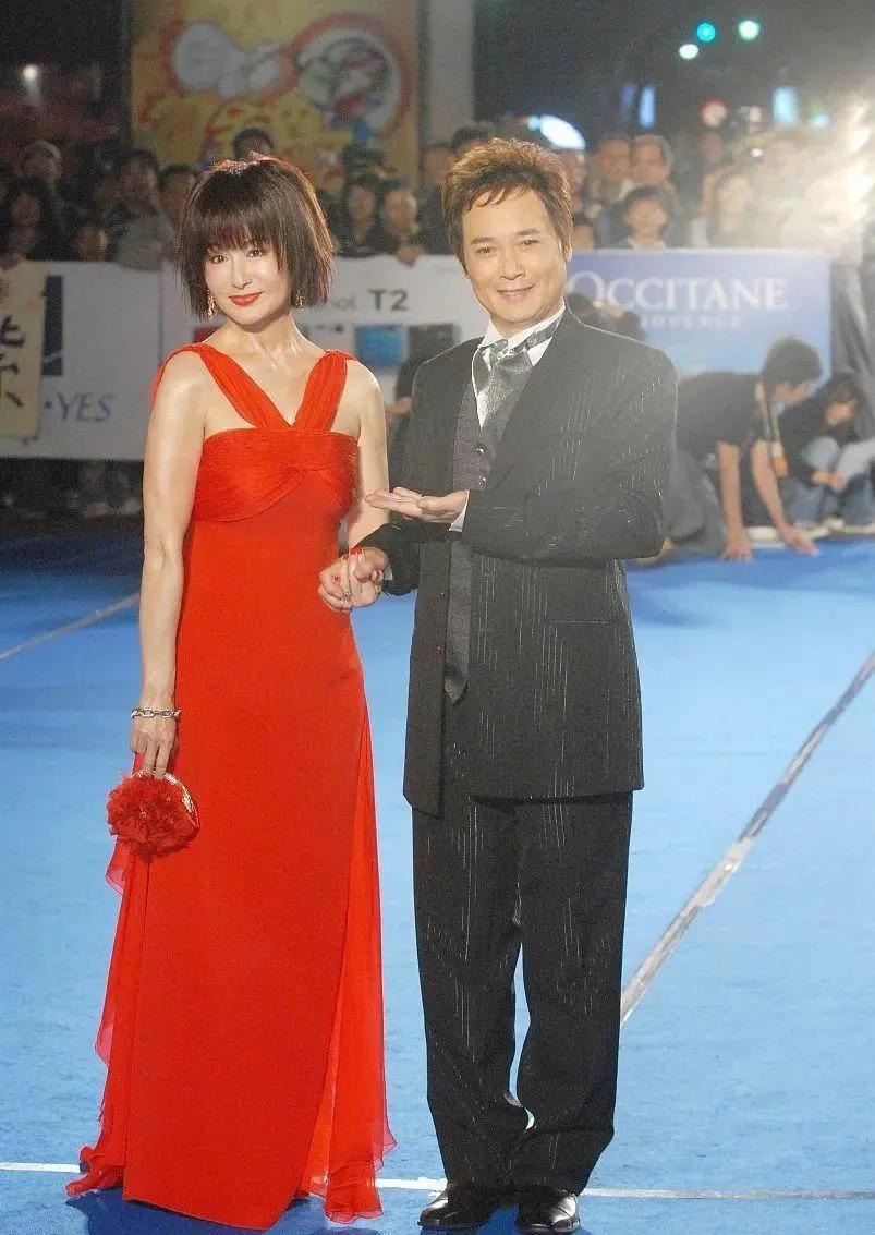 Zhang Chenguang said to Pan Yingzi, "You are over 70 years old. I will ...