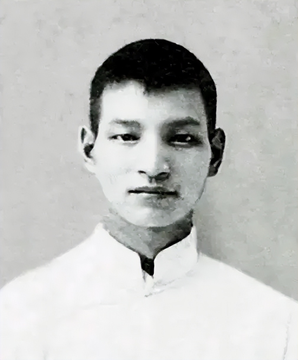 In 1967, Chen Yun suddenly received a phone call from Premier Zhou ...