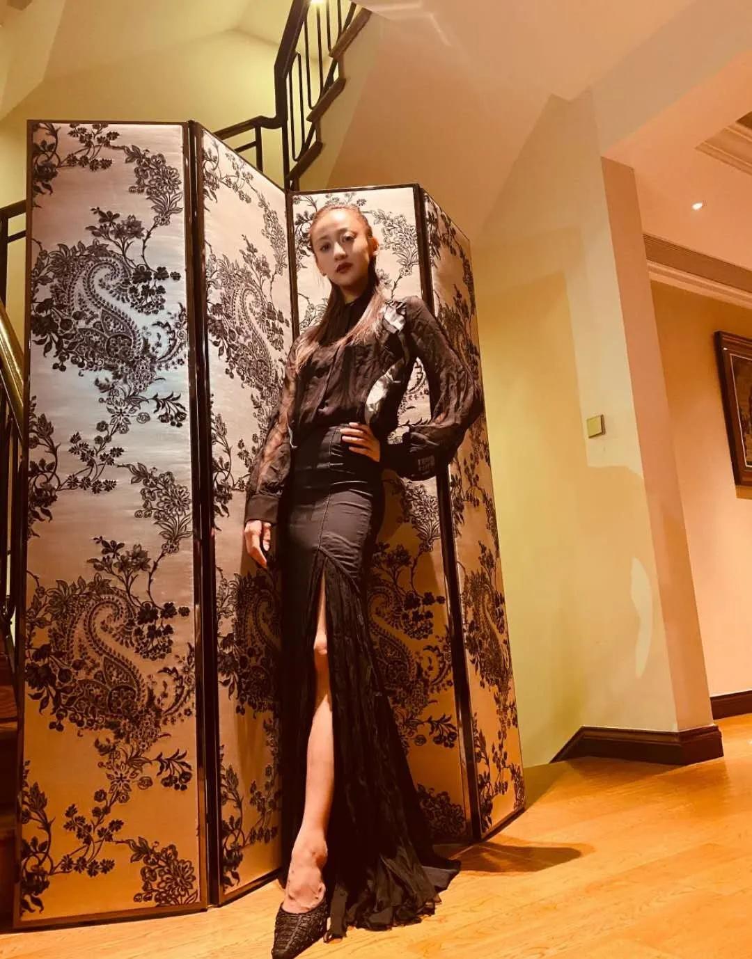 Li Yiran is so beautiful - iNEWS