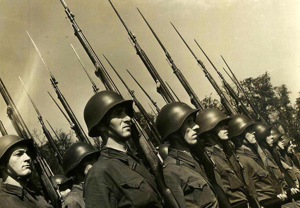 How terrible was the German "skeleton division" in World War II?Soviet ...