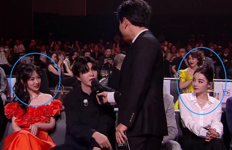 Harper's Bazaar red carpet: Yang Zi's face is as stiff as a stone, Baby ...