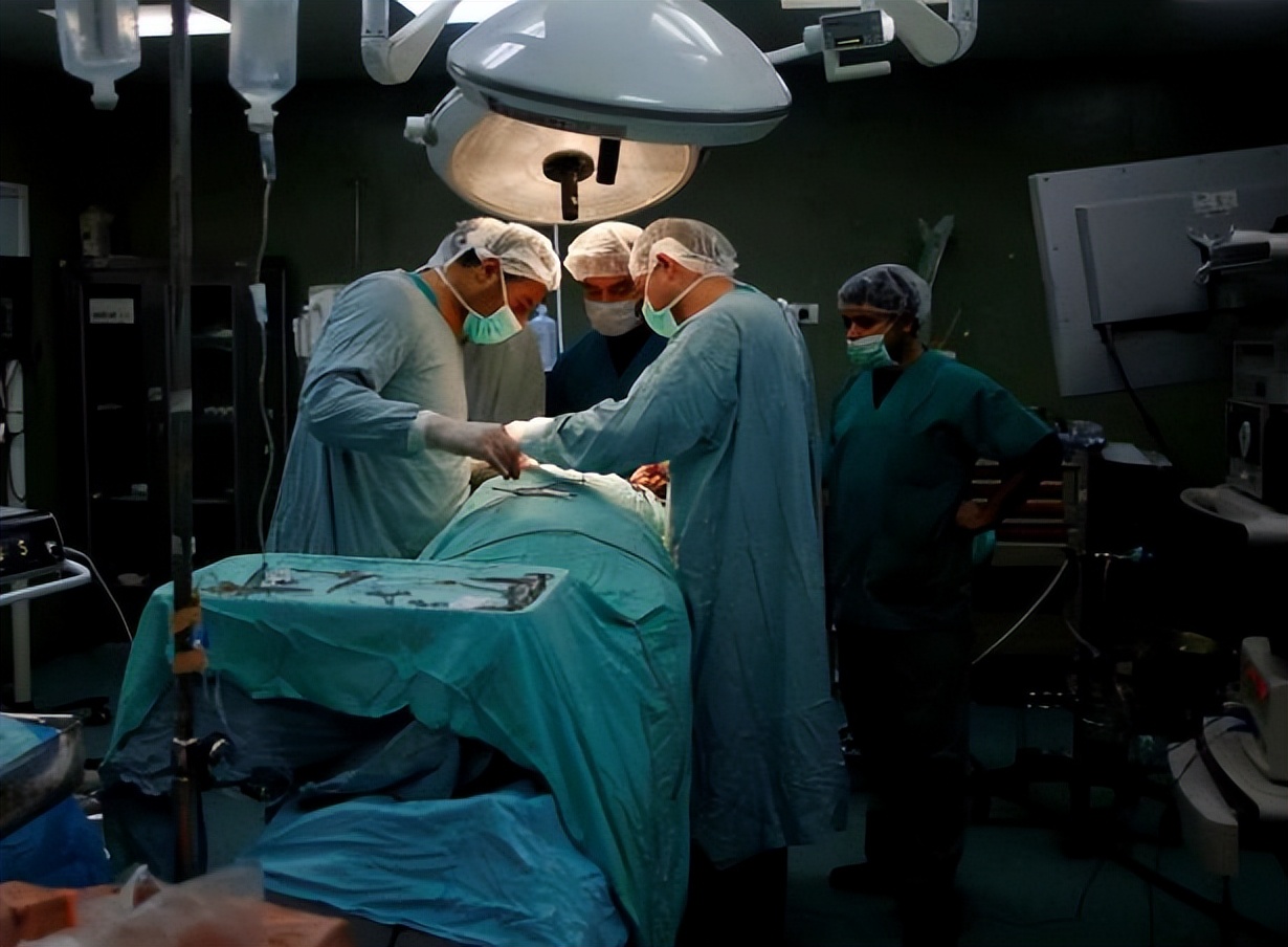 In the operating room, doctors don't wear underwear, and patients can't ...