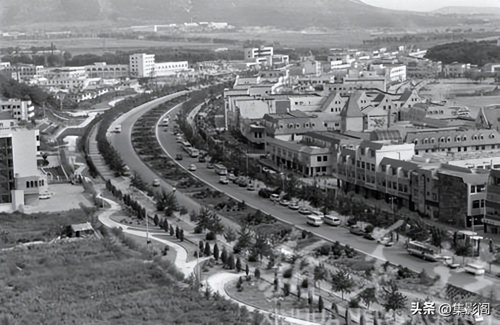 Old photos of Dalian in the 1990s - iNEWS