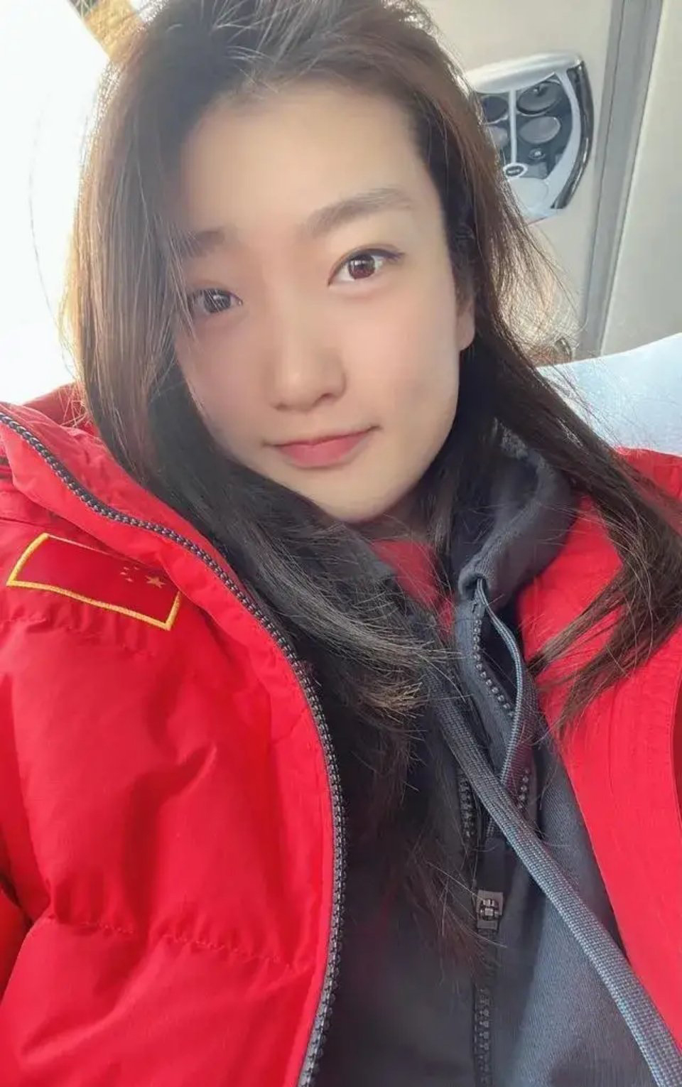 Women's basketball player Li Meng was exposed as a mistress and posted nude photos. Her mother ...